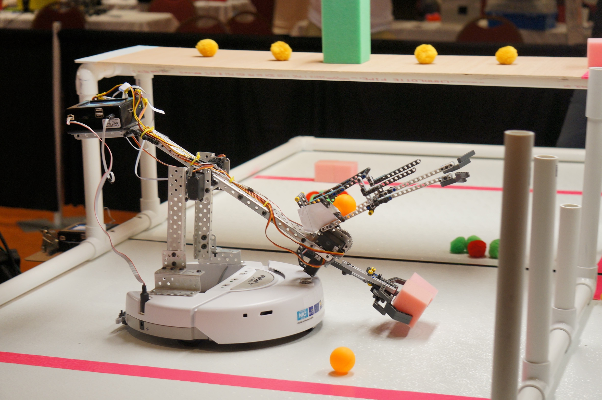 robo4you - Robotik. Bildung. Innovation