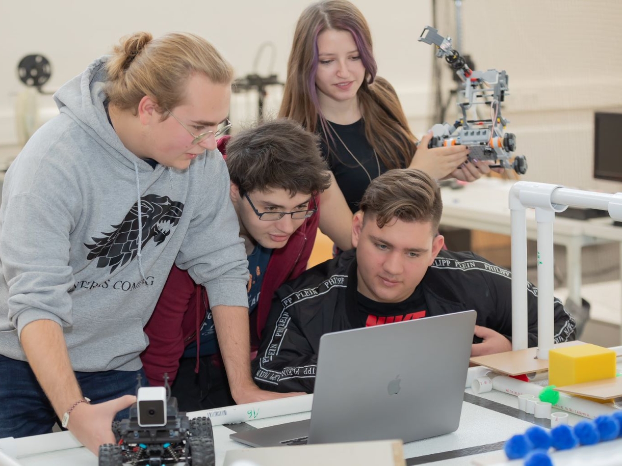 robo4you - Roboter programmieren mit Python